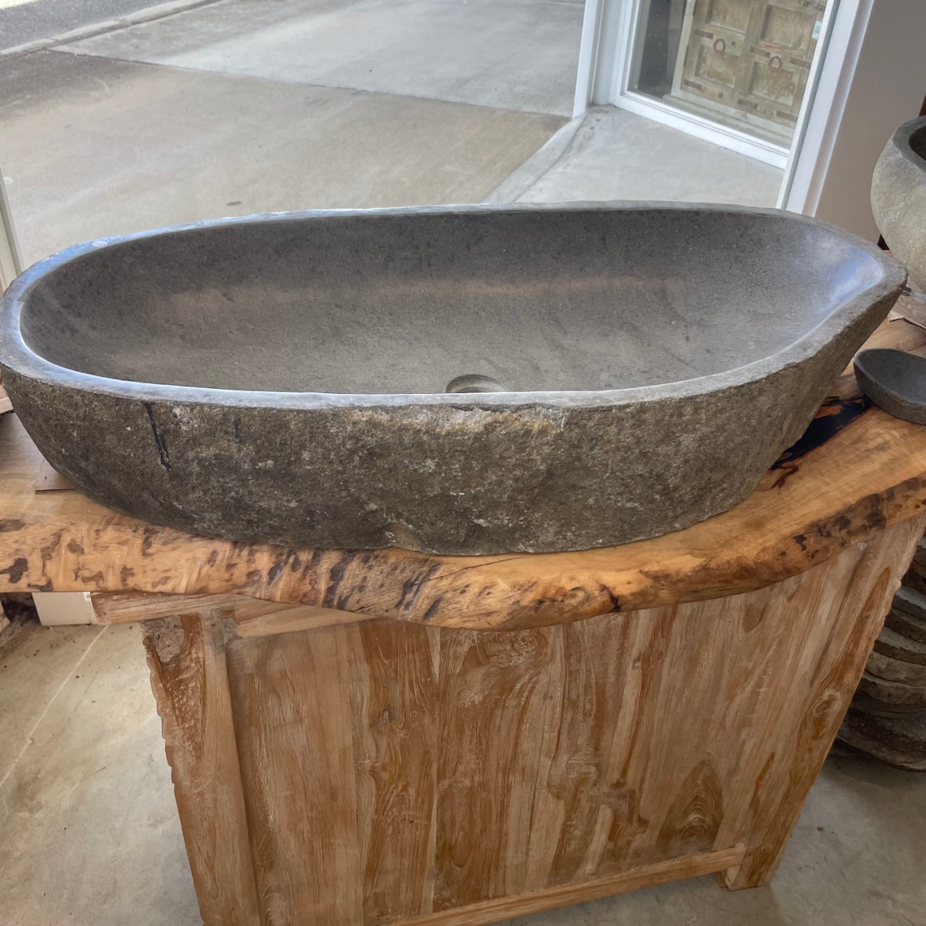 Grand River Stone Basin 47 - 87 x 41 x 15.5cm – Paradise Living Co.