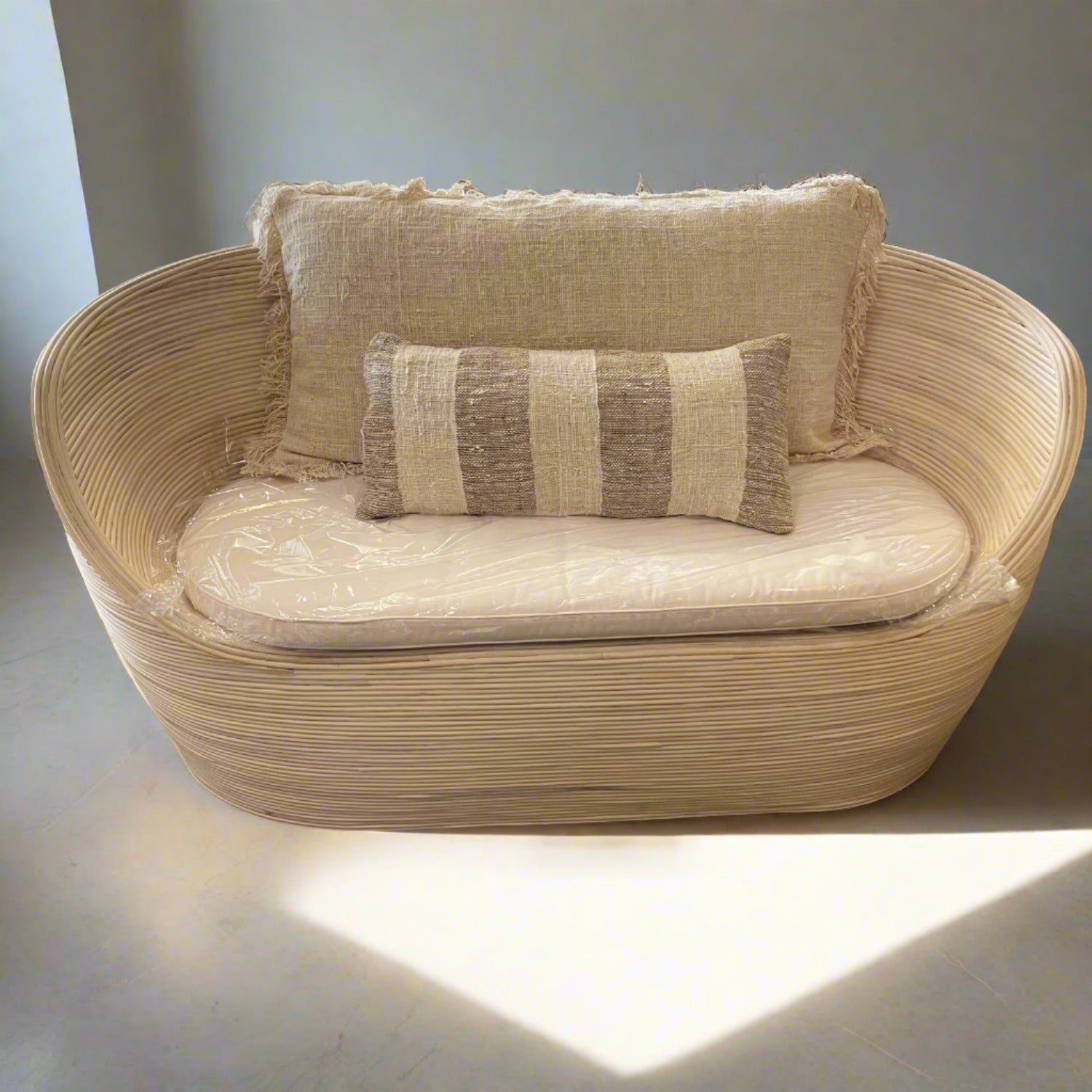 La Terra Round Rattan 2 Seater Lounge Chair – Paradise Living Co.