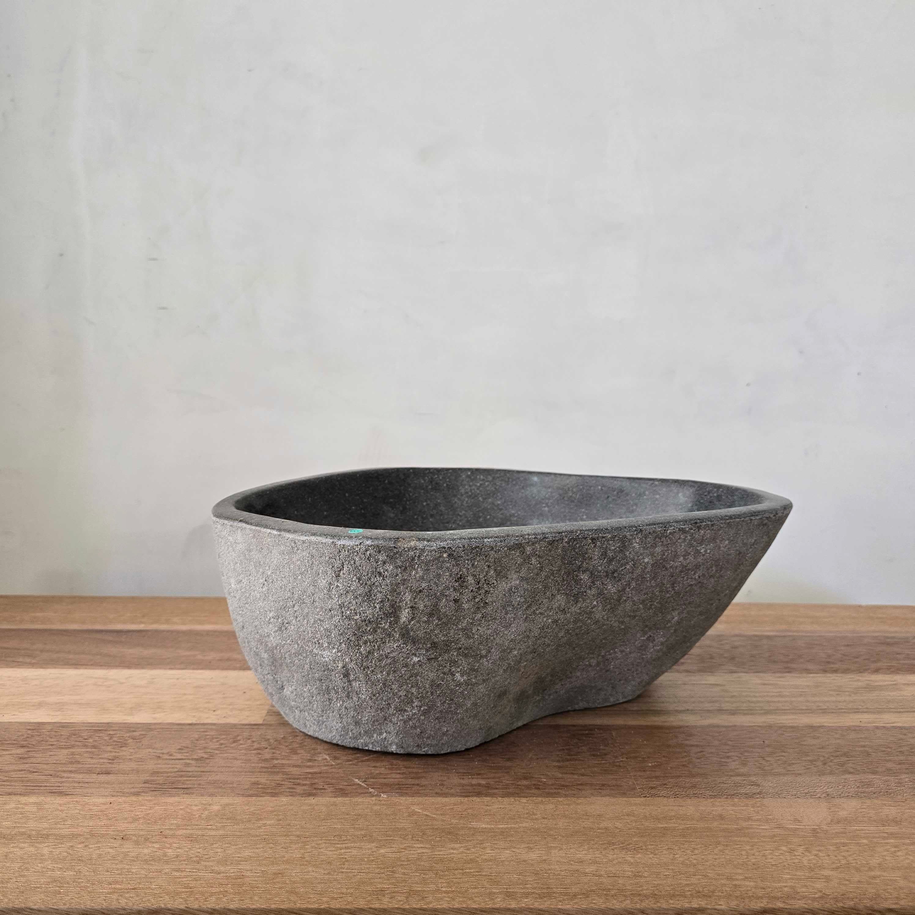 Medium River Stone Basin 44 - 41cm x 35cm – Paradise Living Co.