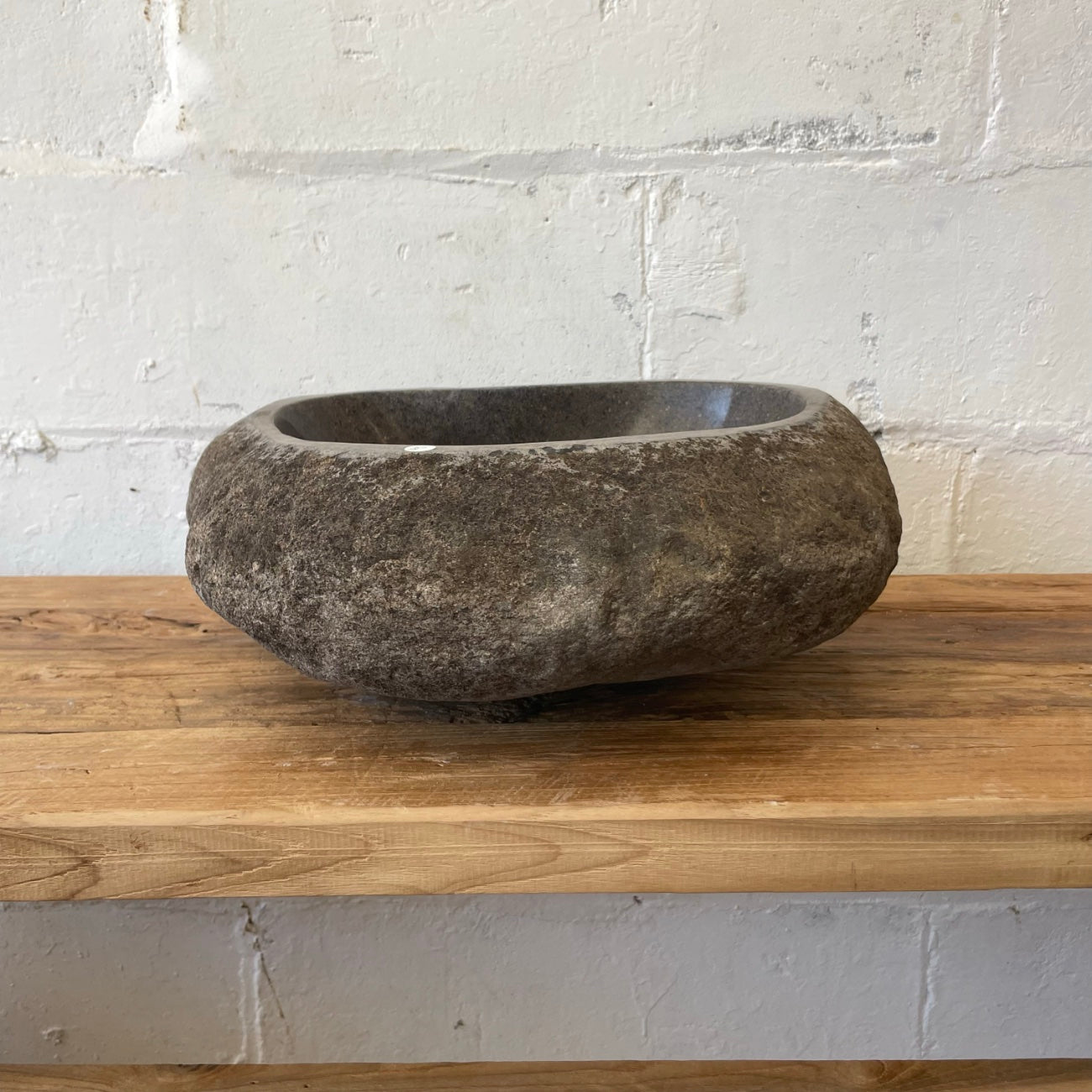 Medium River Stone Basin 58 - 41 x 35 x 15.5cm – Paradise Living Co.