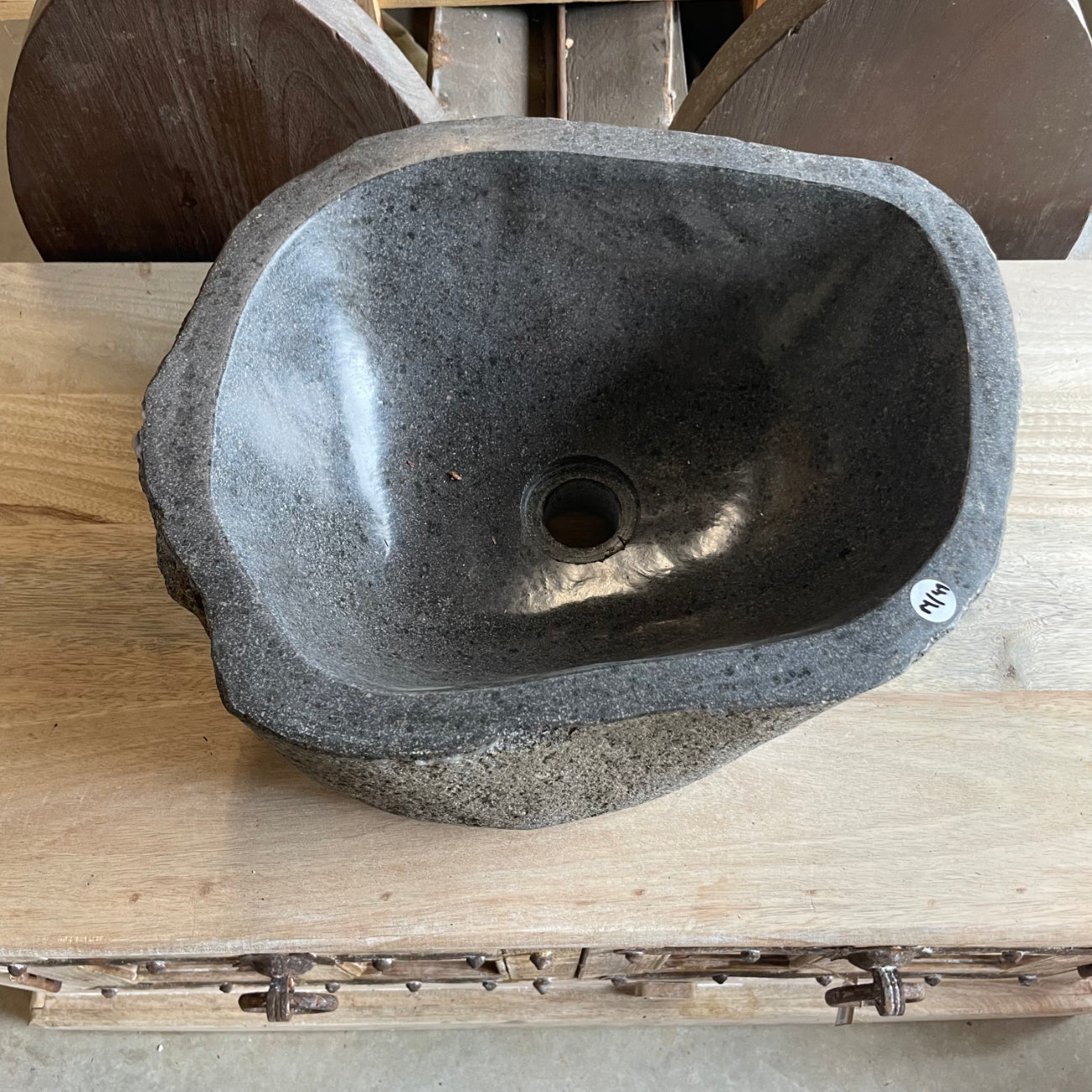 Medium River Stone Basin 49 - 40 x 34 x 16cm – Paradise Living Co.