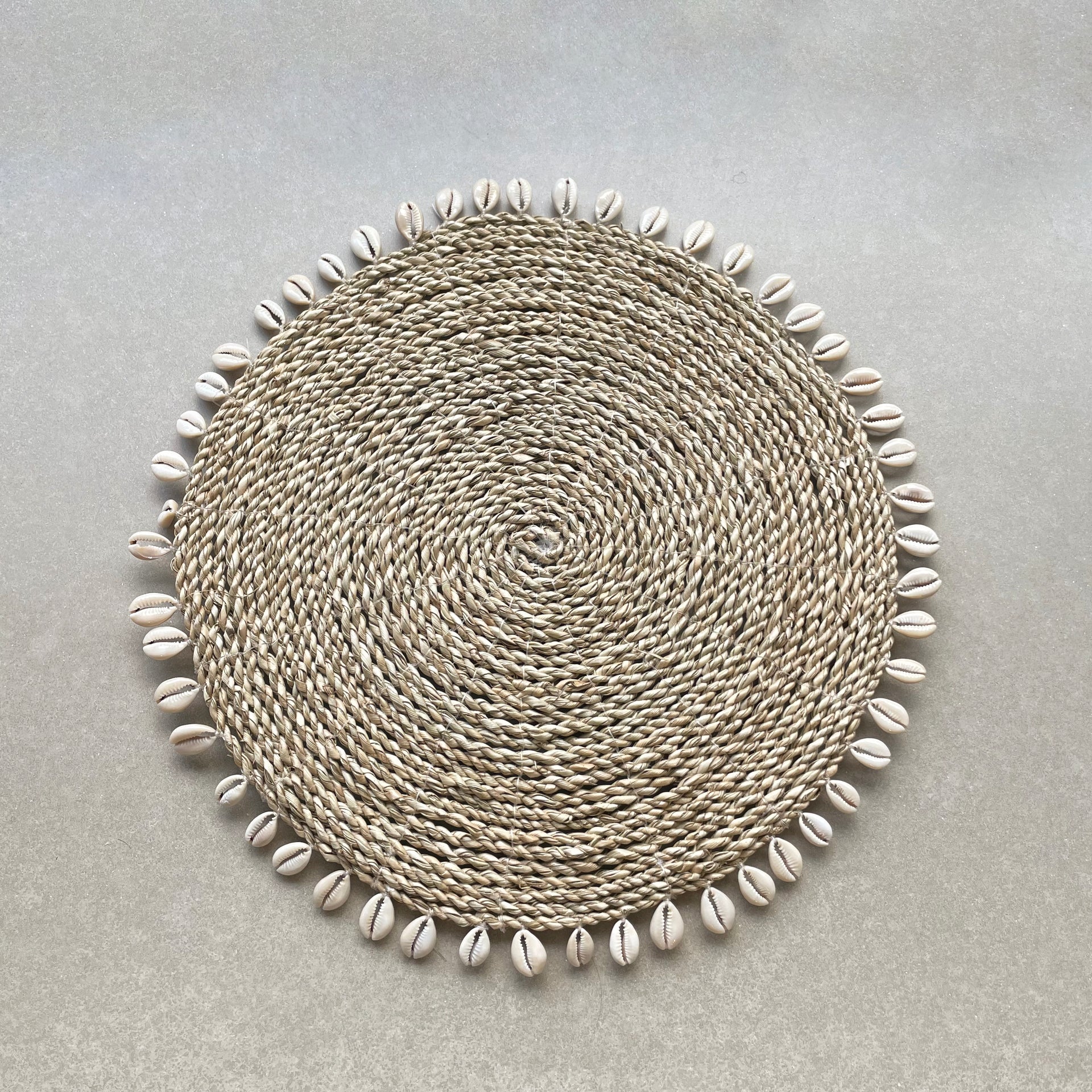 Natural Woven & Cowrie Shell Placemat – Paradise Living Co.