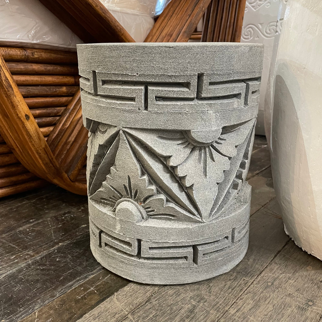 Round Motif Bali Umbrella Stand – Paradise Living Co.