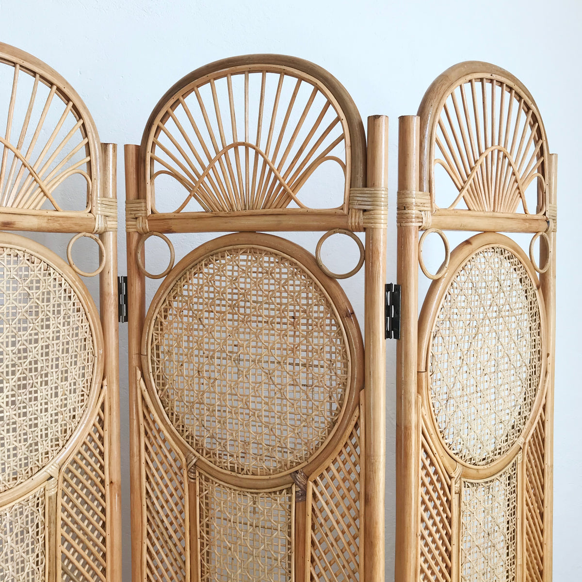 Round Rattan 3 Panel Screen Room Divider – Paradise Living Co.